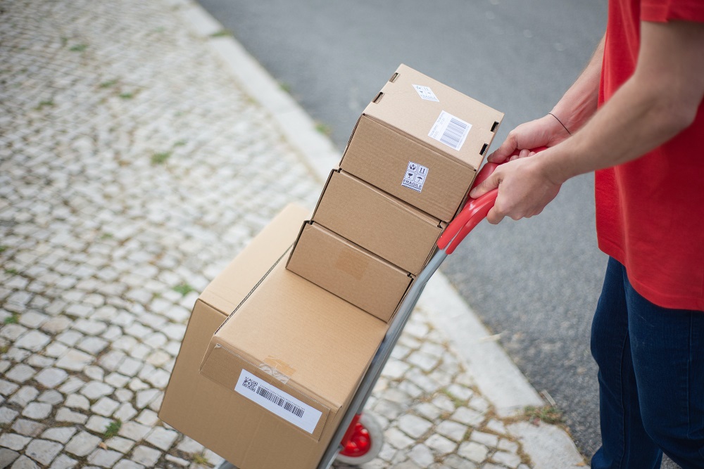 Finding the Cheapest Ways to Ship Packages